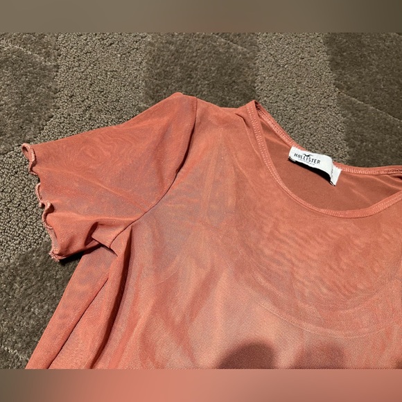 Hollister | Tops | Coral Rusty Ruffle Edge Mesh Overlay Short Sleeve ...